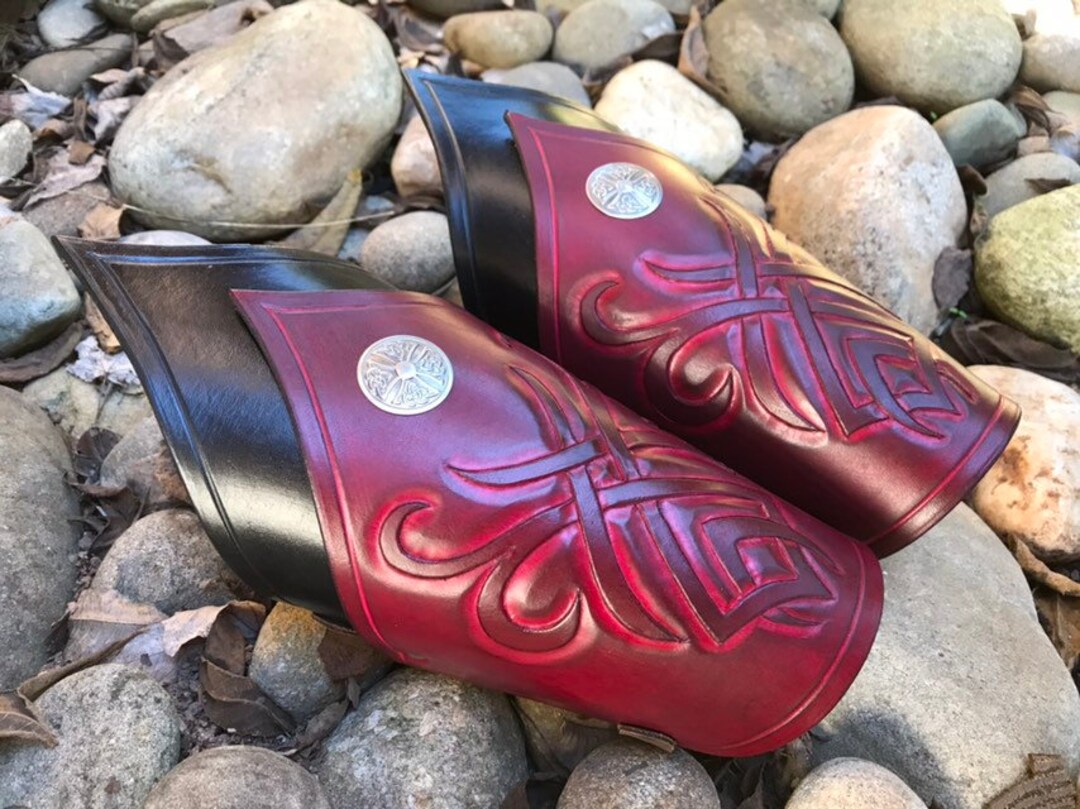 Dark Elven Warrior Bracers - Etsy