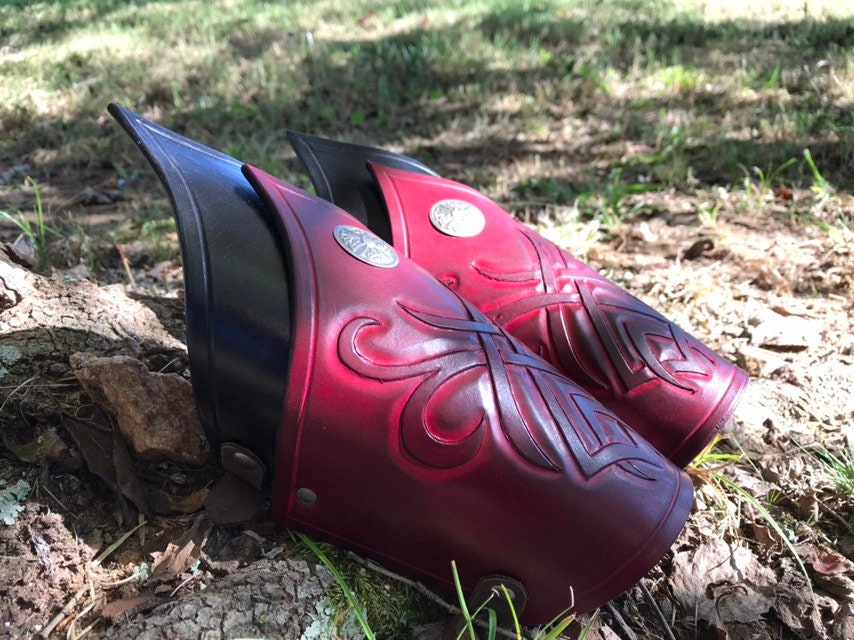Dark Elven Warrior Bracers - Etsy