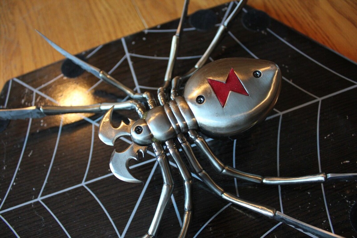 Spider Fantasy Knife Display 8 Stainless Steel Blade Knives | Etsy