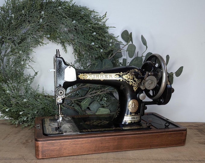 Singer Sewing Machine 1940 - Etsy