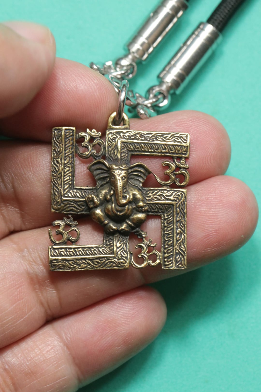 Lord Ganesh Swastika Om Goodluck Symbol Hindu Buddhist Pendants Deity ...