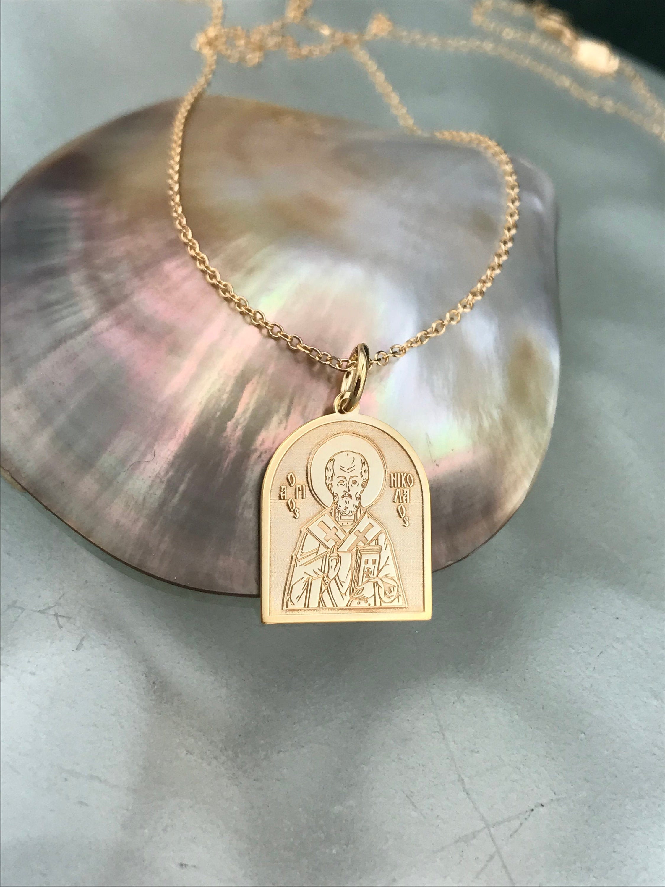 St nicholas gold pendant store