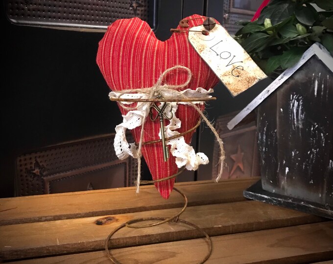 Primitive Valentine Heart Rusty Spring Décor, Rustic Valentine's Day ...