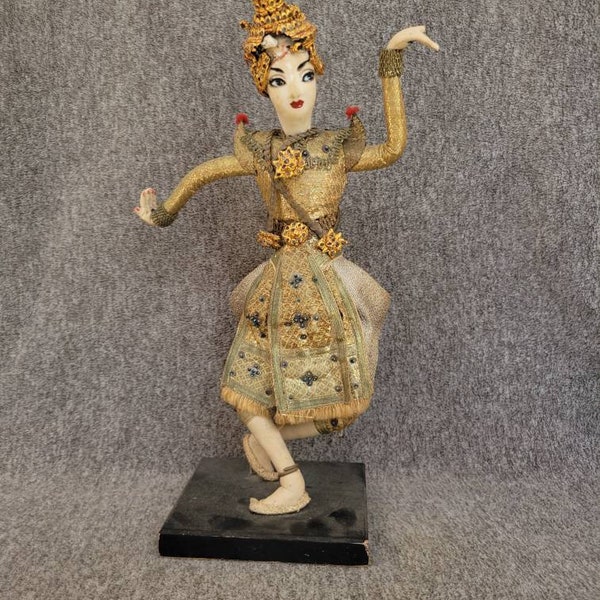 Dancing Doll - Etsy