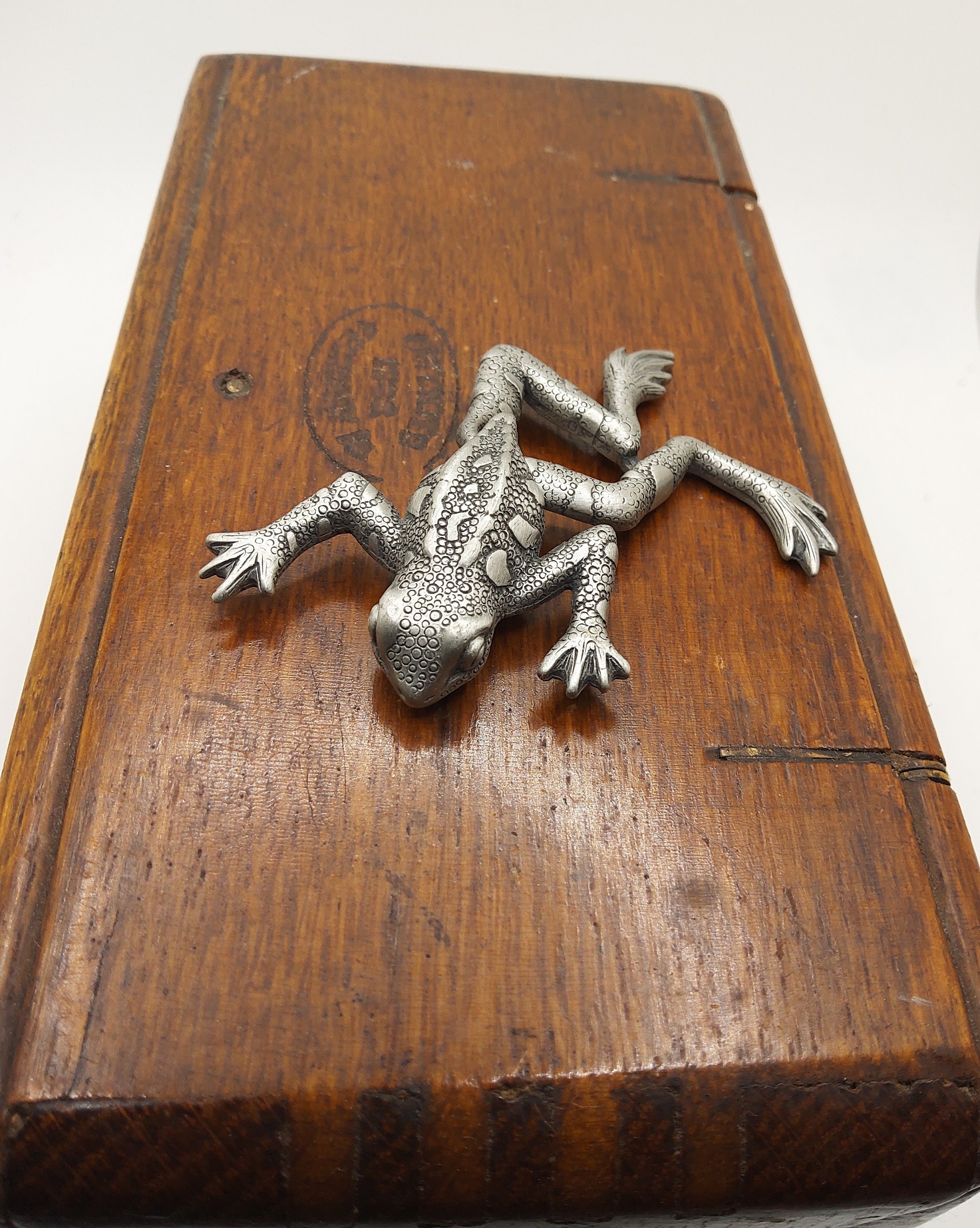 1980's Pewter Frog Brooch With Swivel Legs - Etsy