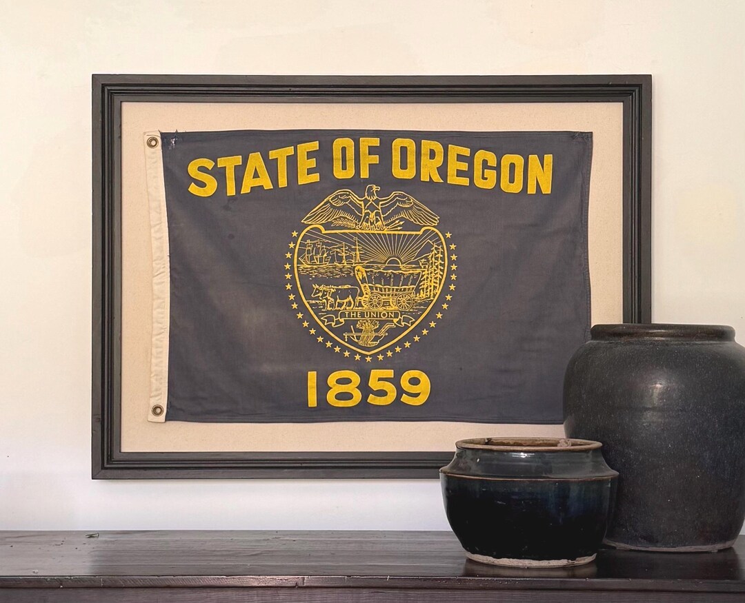 Framed Vintage Oregon State Flag - Etsy