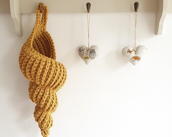 Round Shell Basket | Etsy