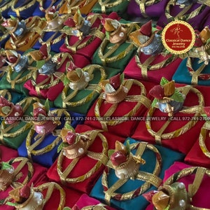Designer Blouse Pieces With Haldi/pasupu & Kumkum/kumkuma Packets ...