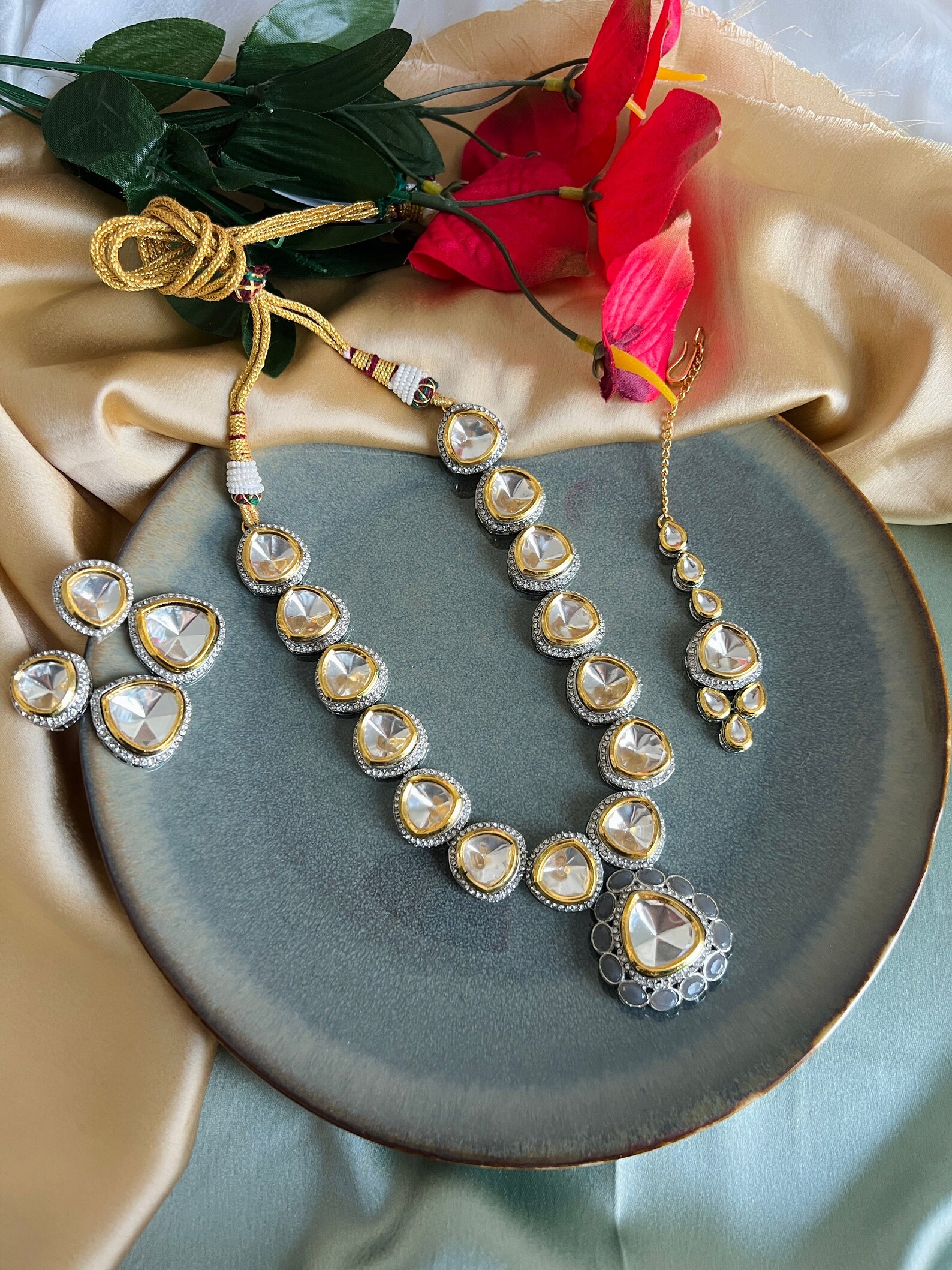Premium Quality Maharani Uncut Polki Kundan Silver Foiled Single Layer ...