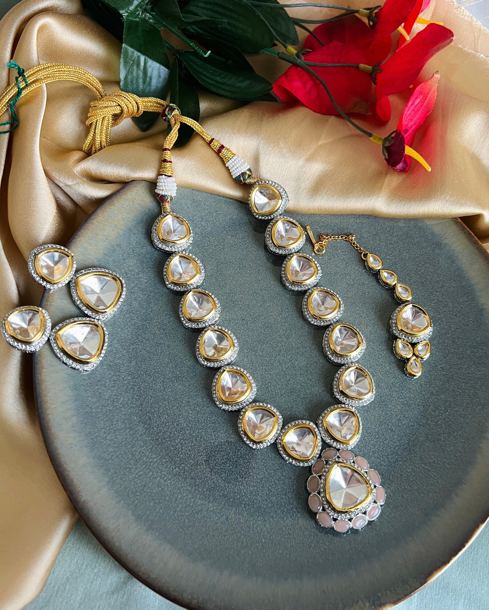 Premium Quality Maharani Uncut Polki Kundan Silver Foiled Single Layer ...