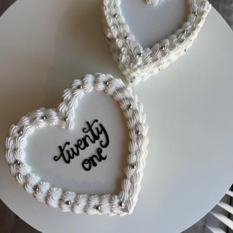 Fake Bow Birthday Cake - Etsy