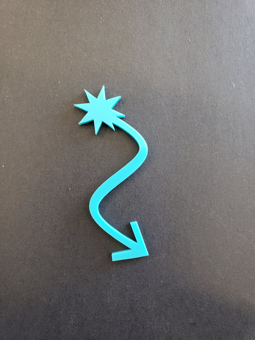 Retro Starburst With Wavy Arrow, 1/8" Acrylic, Mid Century Modern ...