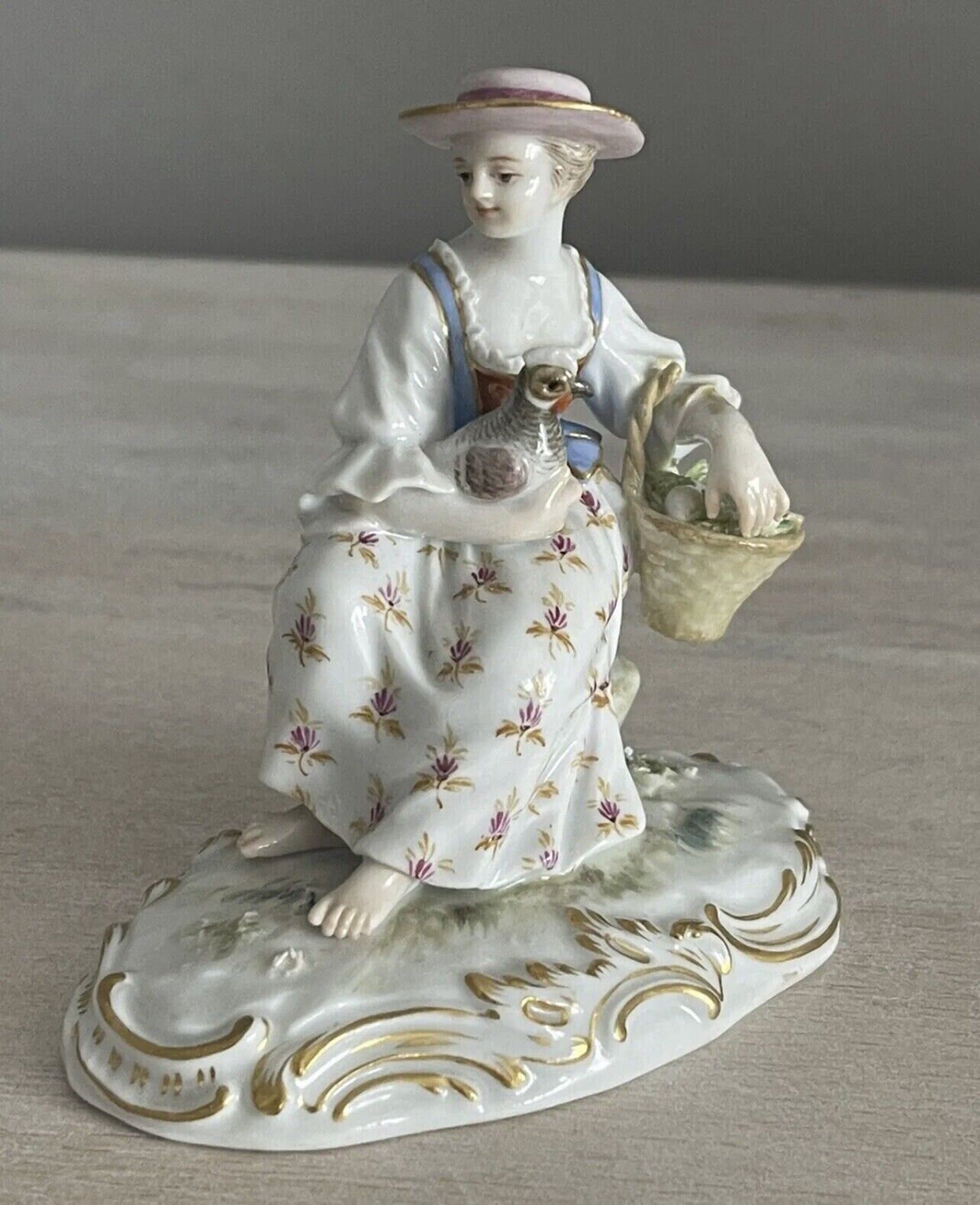 Meissen Porcelain Figurine Lady Holding Hen and Eggs 2281 - Etsy