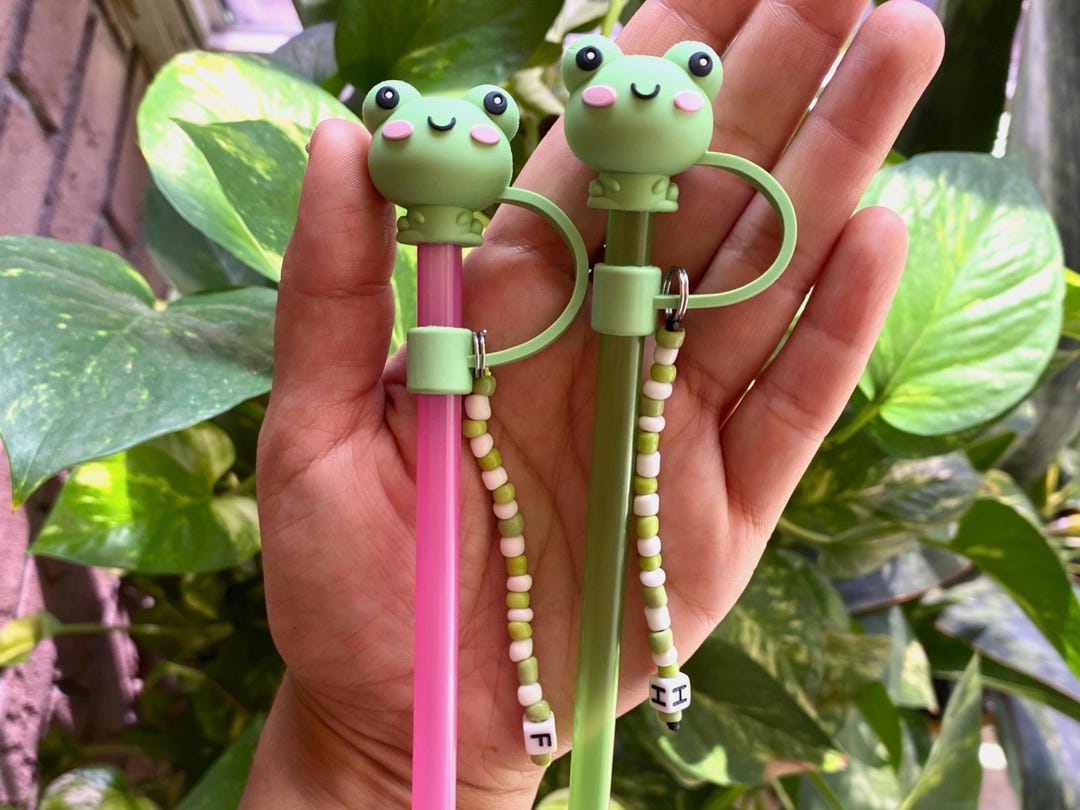 Frog Straw Topper: Drink Cover With Beaded Initial Charm - Etsy