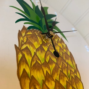 Pineapple Clock (handpainted) - Etsy