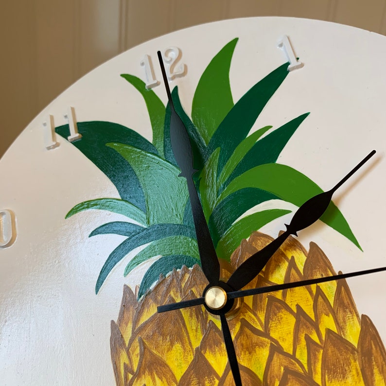 Pineapple Clock (handpainted) - Etsy