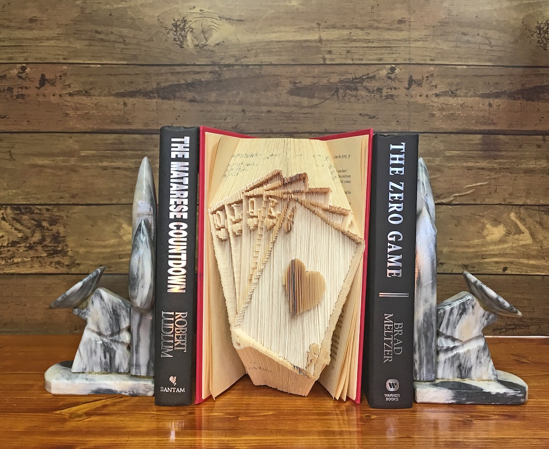 Hearts Flush Pattern | Hearts Décor Art | DIY Poker Art | Game Room ...