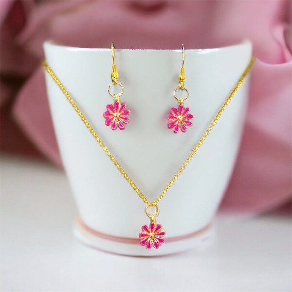 Hot Pink and Gold - Etsy