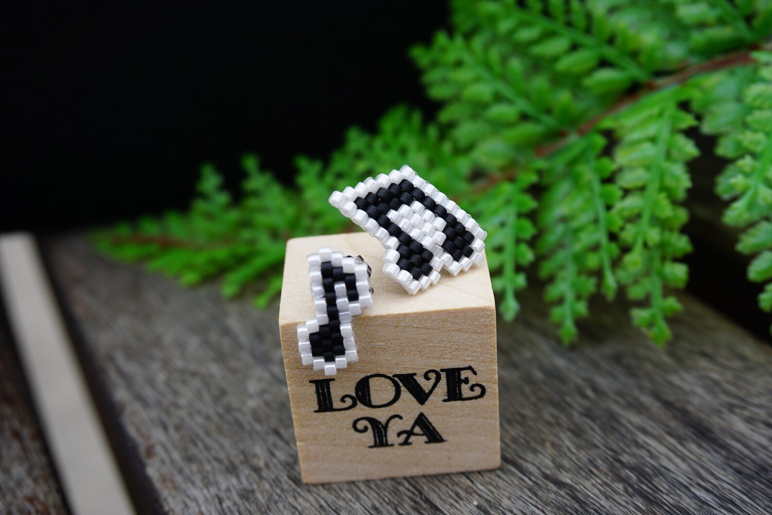 Music Note Stud Earrings / Eighth Note Earrings / Musical | Etsy