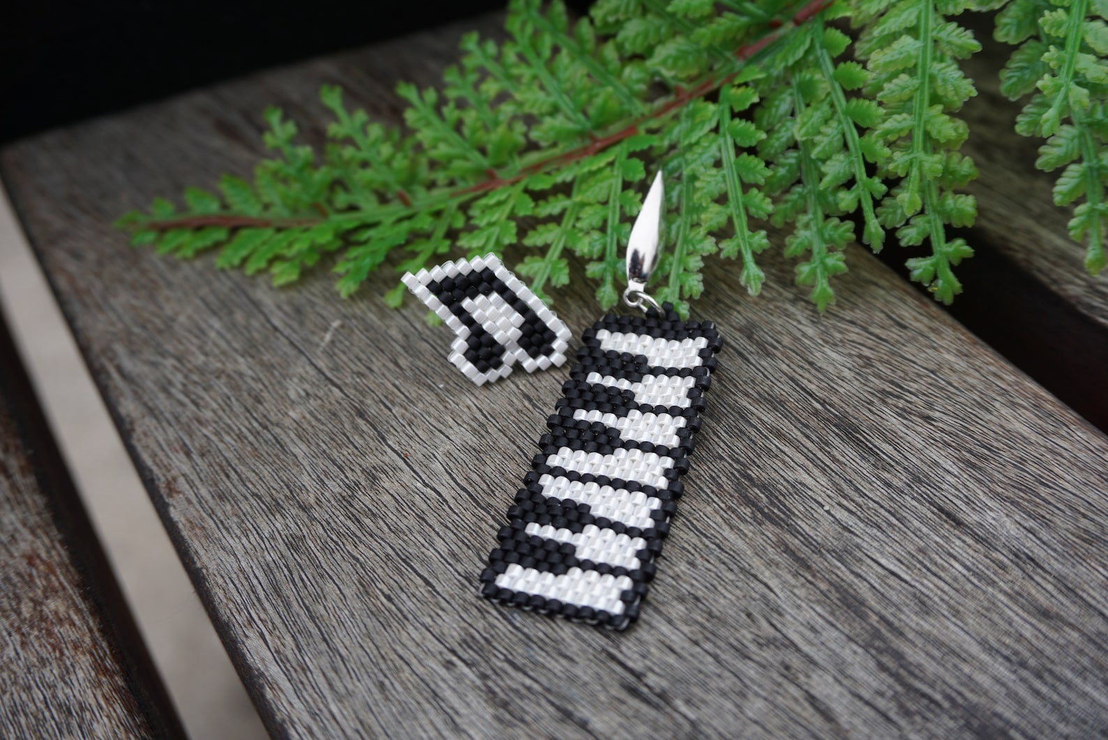 Music Note Stud Earrings / Eighth Note Earrings / Musical | Etsy