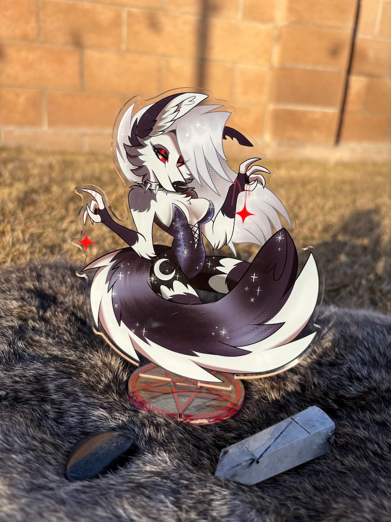 Loona Wolf Standee - Etsy