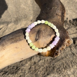 Pua Pakalana, Pikake, Kalaunu Flower Bead Shell Stretch Bracelet Made ...