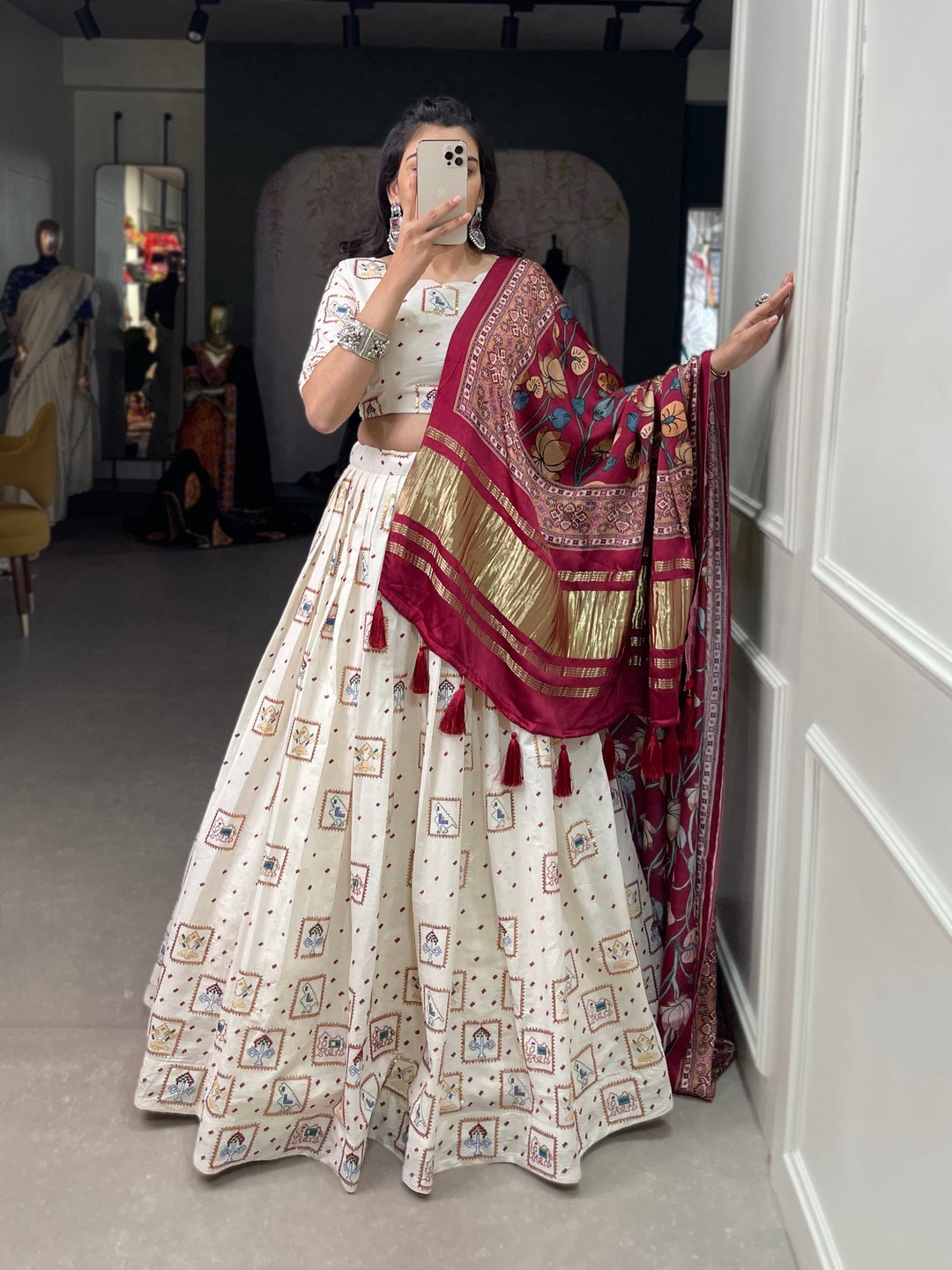 Heavy Bridal Wear off White Lengha Choli With Pure Gaji Silk Dupatta ...