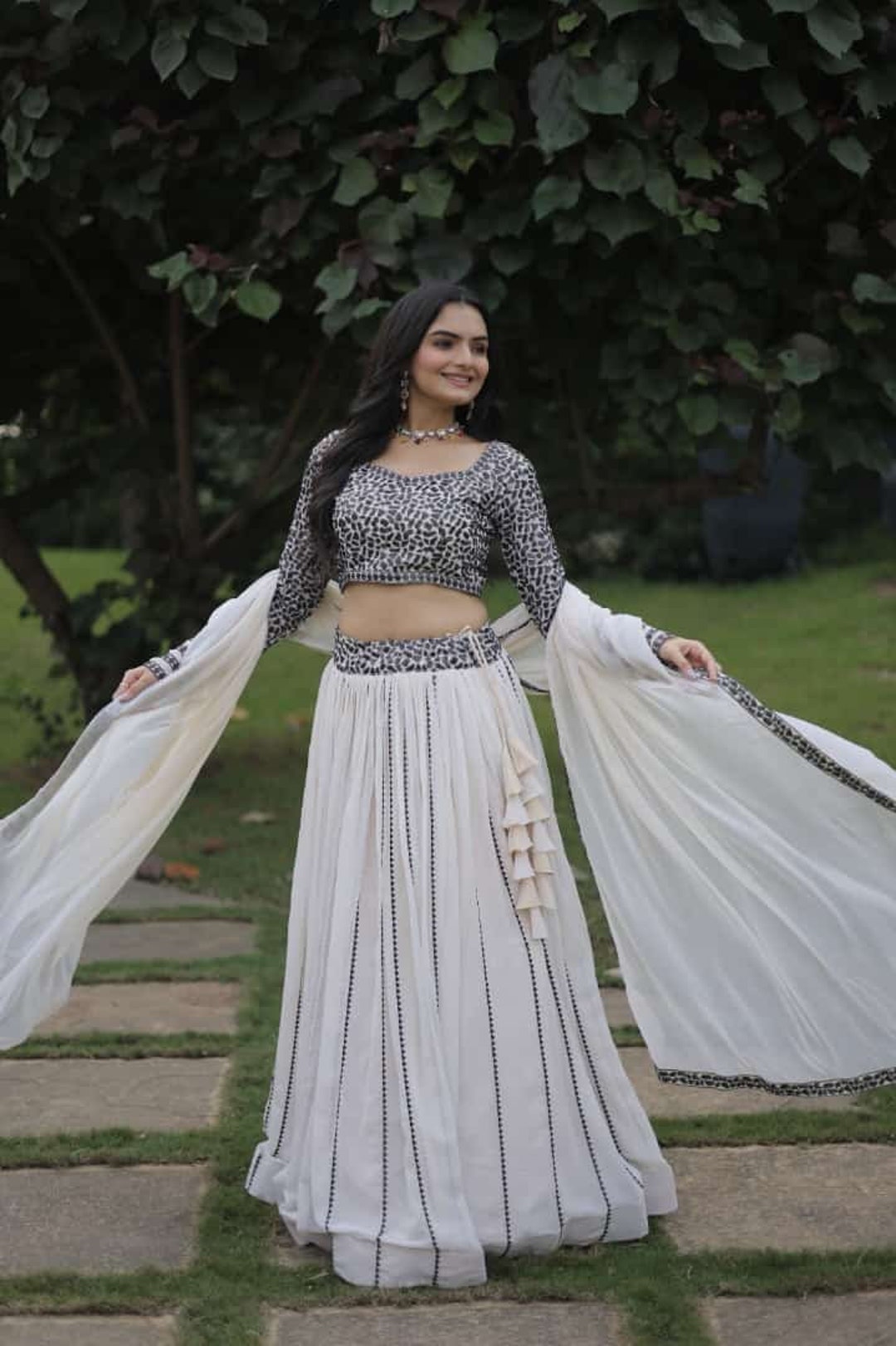 Indian Wedding White Lehenga With Full Sleeve Blouse Designer Lehenga ...
