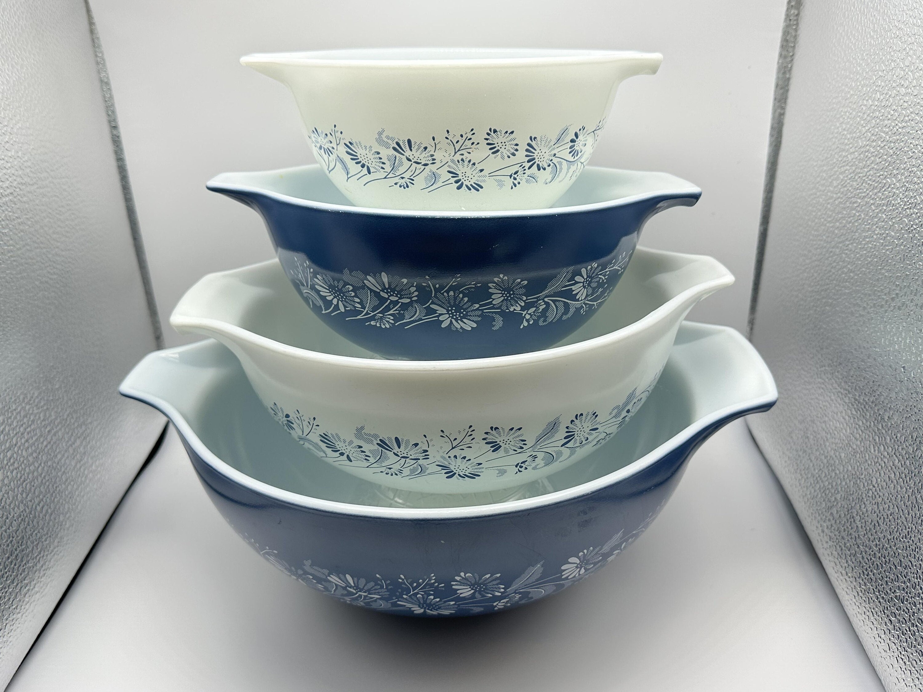 Vintage Pyrex Colonial Mist Cinderella Bowls - Etsy