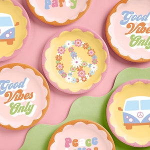 Xo, Fetti Groovy Paper Plates - 24 Pk, 9" | Happy Pastel Birthday Party ...