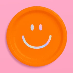 Xo, Fetti Smiley Face Paper Plates - 24 Pk, 9" | Birthday Party ...