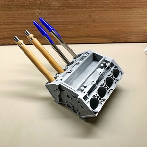 V8 Engine Block Pen Holder / V8 Engine Enthusiast Lover / V8 Pencil ...