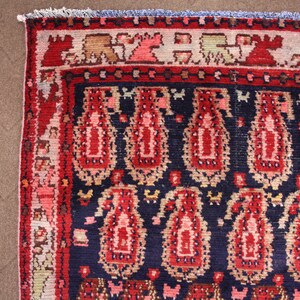 122 Cm X 268 Cm / 4.0' X 8.8' Small Design Rug. Floor Rug, Unique ...