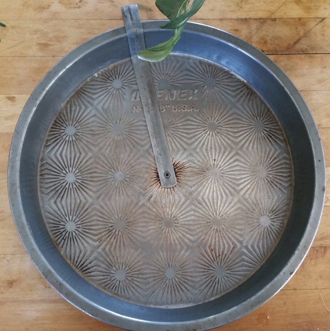 Ovenex 8 Starburst Cake Pans Vintage Round With Slide Nickel Plated ...