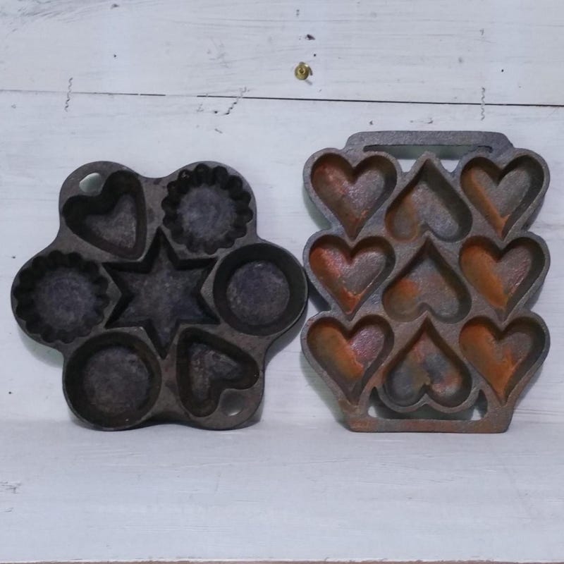 Cast Iron Hearts Pan - Etsy
