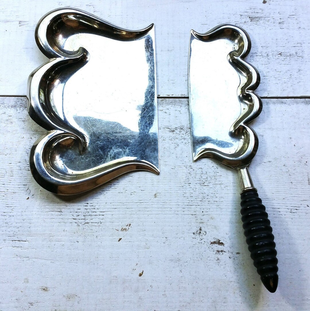 Silver Metal Crumb Pan & Scraper Silver Dust Vintage Chrome - Etsy