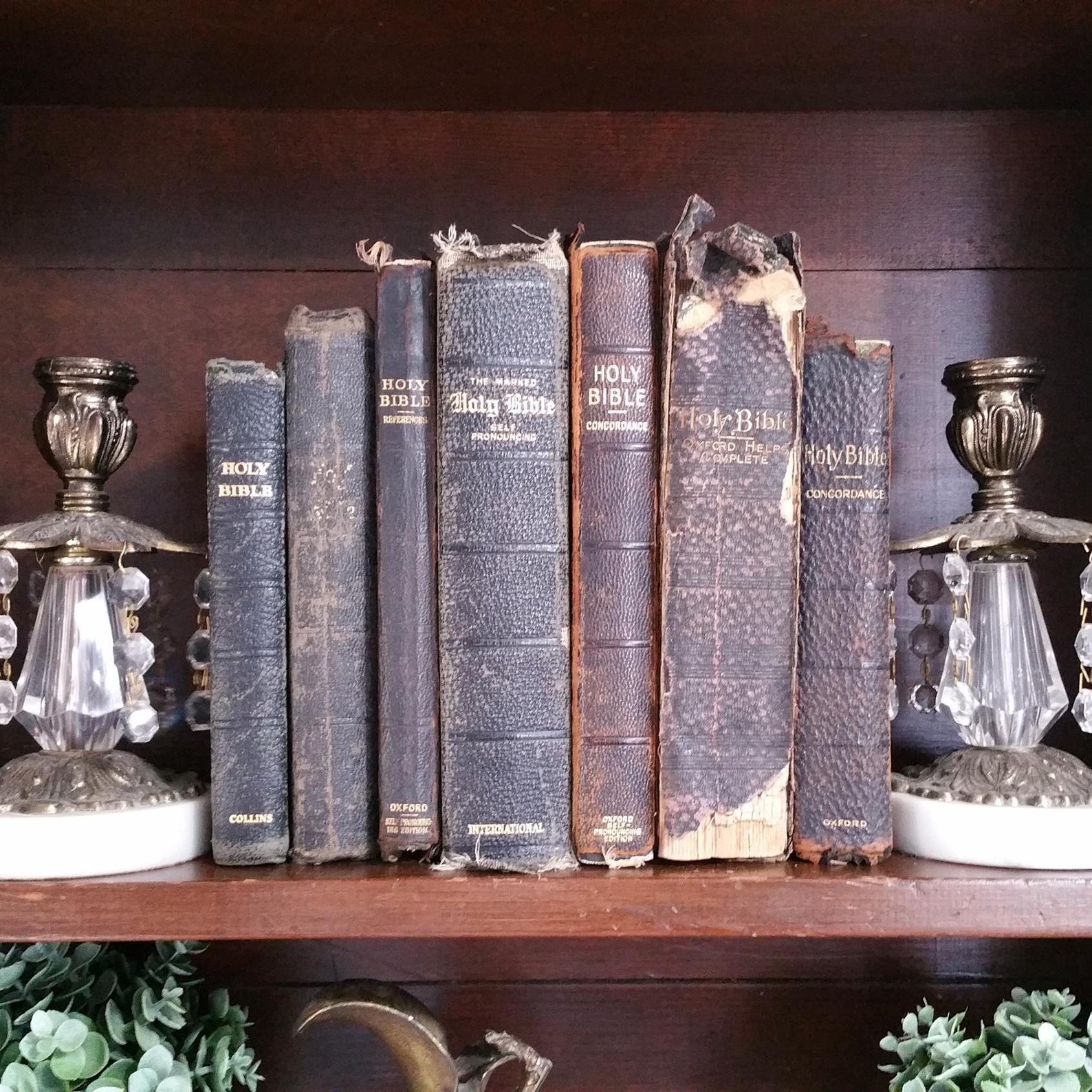 CHOICE Distressed Holy Bible Leather Book Antique Decor Ephemera ...