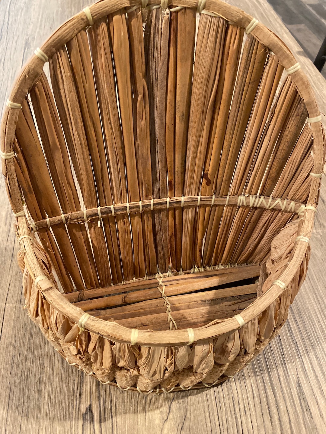 Rustic Shelf Wall Hanging Vintage Basket, Wicker Basket, Wall Basket ...