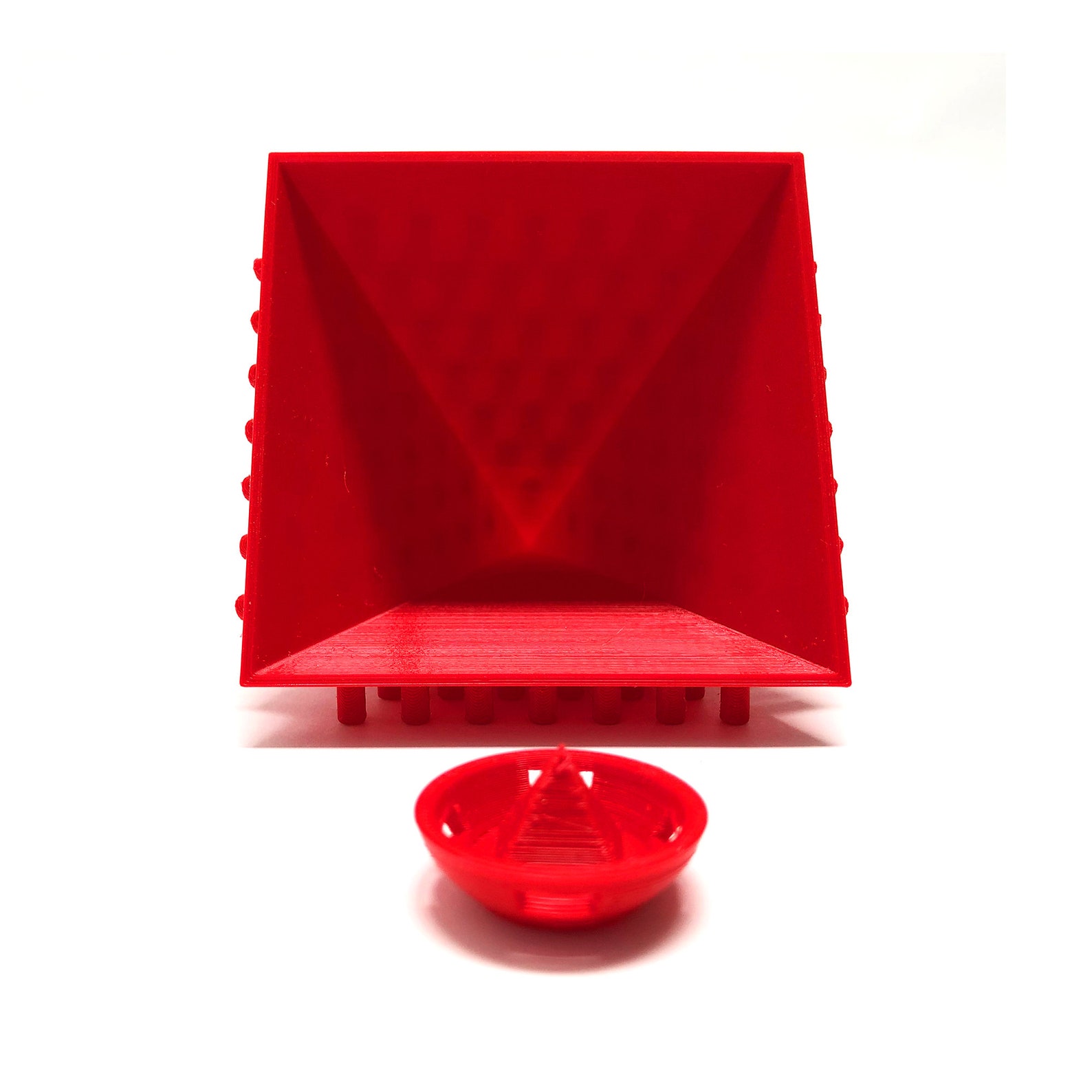 Pharaoh Pyramid - Acrylic Pouring Tool in Pyramid Shape - Red - for ...