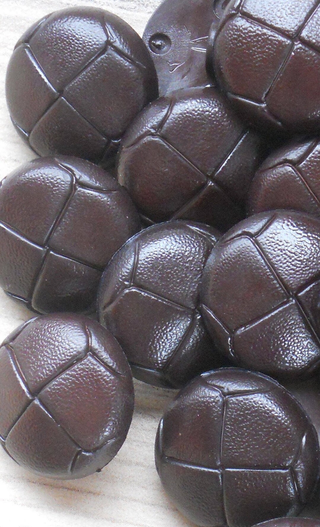 FOOTBALL/ LEATHER EFFECT Buttons - Dark Brown or Black (various Sizes ...