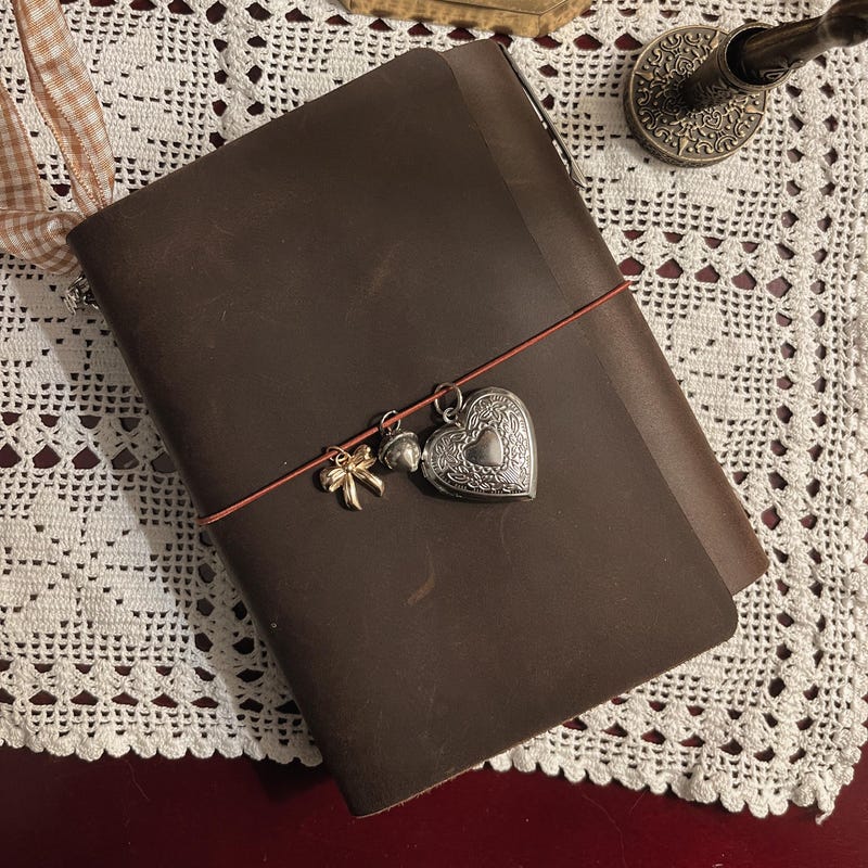 Faux Louise Carmen - Etsy