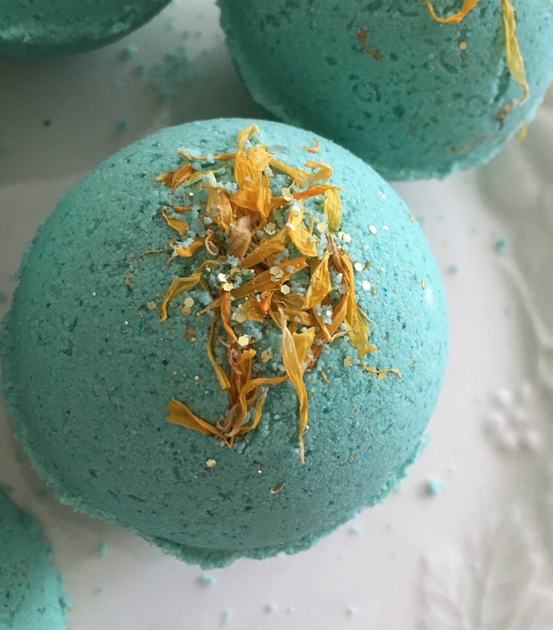 Gimme the loot spell bomb handmade bath bomb cinnamon | Etsy