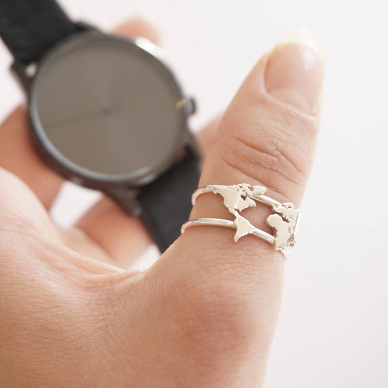 World Map Ring | 14k White Gold | Made in New York - Etsy