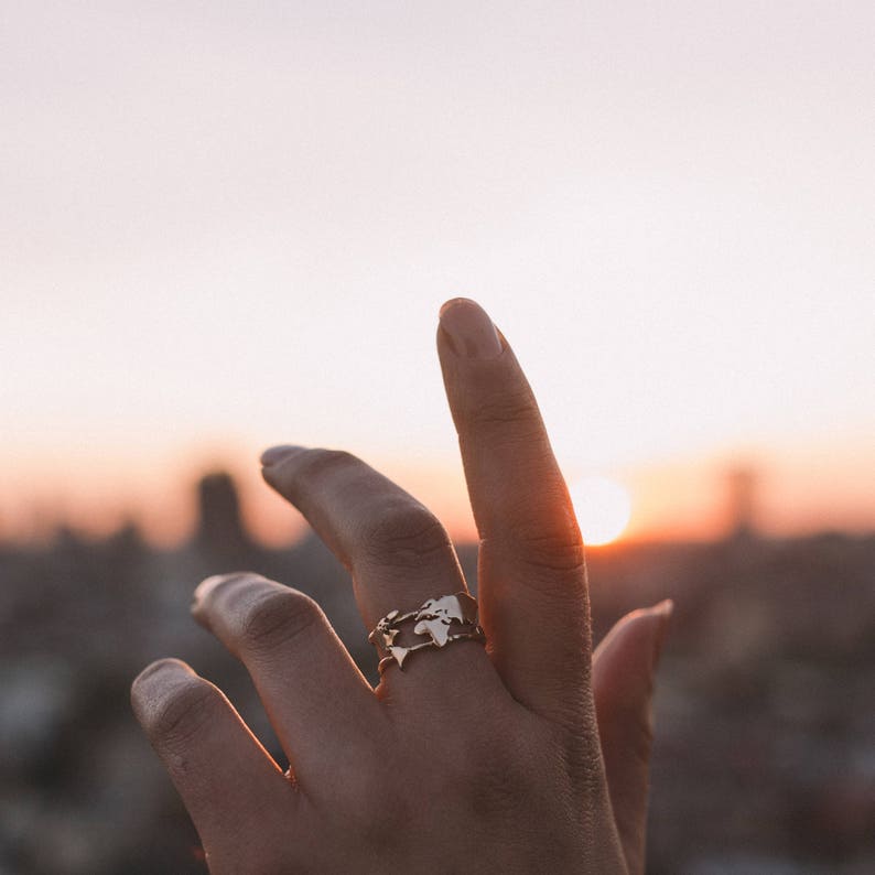 World Map Ring | Travel Jewelry - Etsy