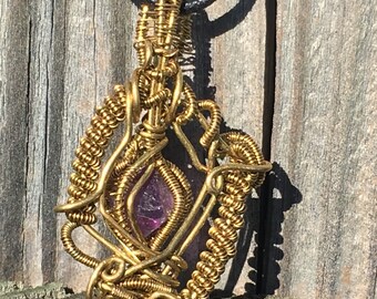 Heady wire wrapped pendant | Etsy