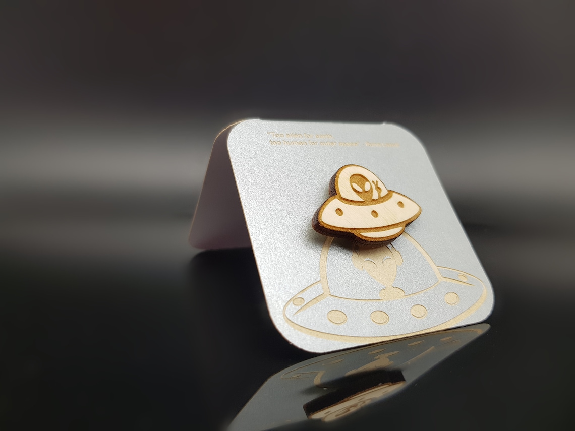 UFO Lapel Pin, UFO Wooden Pin Badge - Etsy