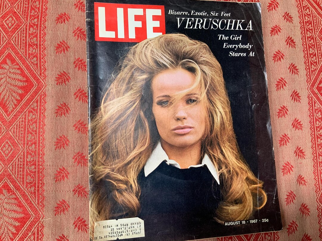 1967 LIFE Magazine: Veruschka Cover, Planet of the Apes, LBJ - Etsy