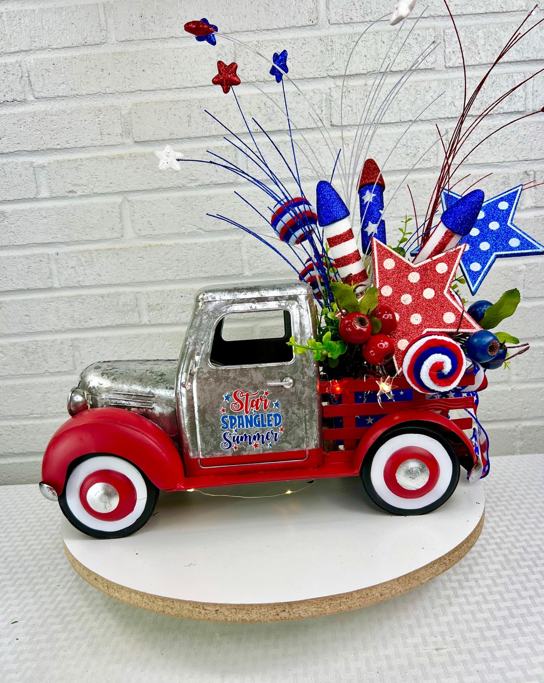 Patriotic Truck Arrangement, Fourth of July Decor, Farmhouse Patriotic ...