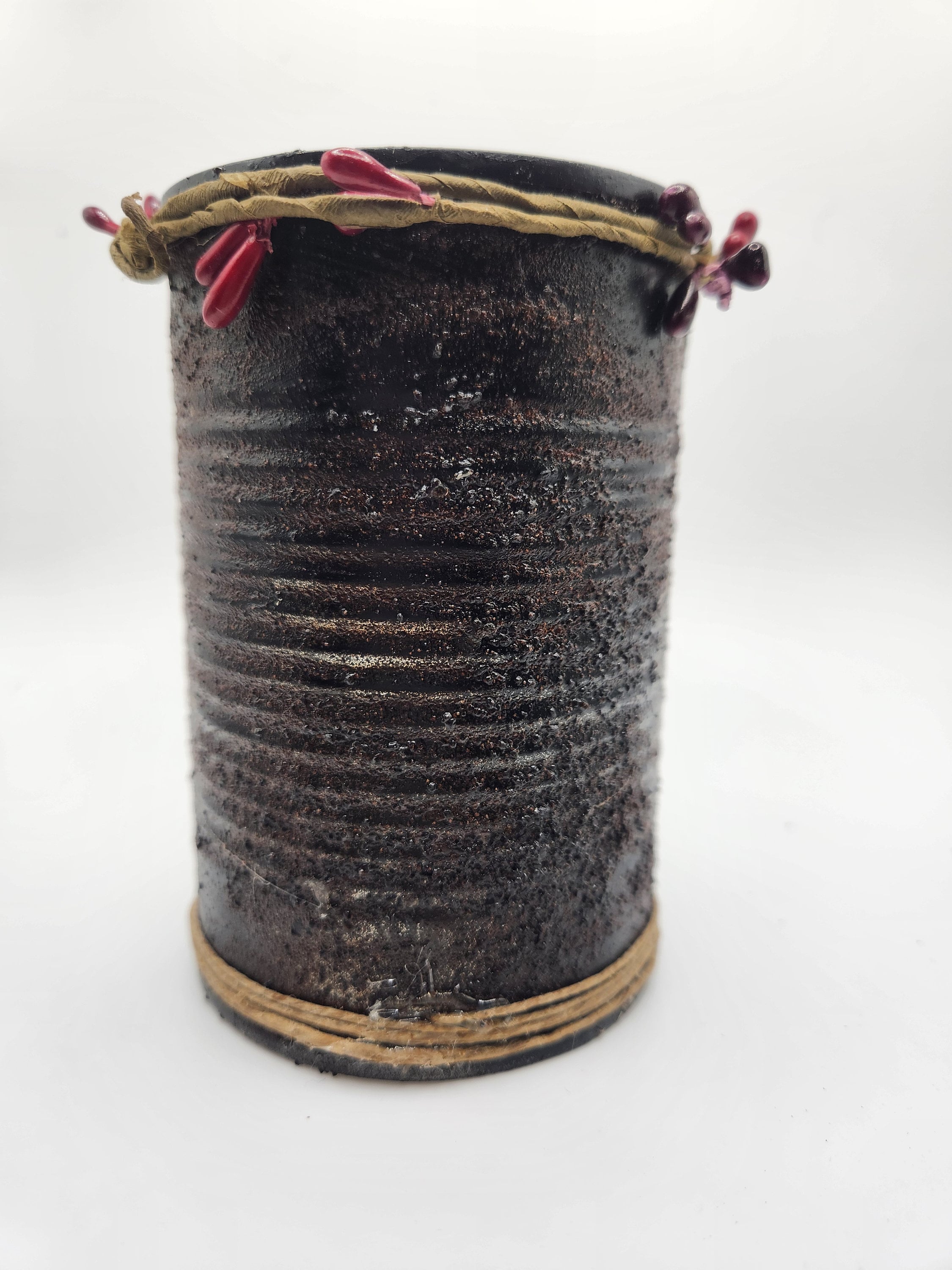 Altered Tin Cans Are Available in 2 Different Styles With the Grunge ...
