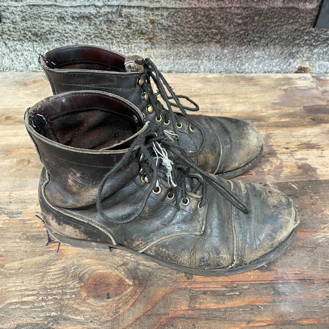 Heavy Distressed Redwing Iron Ranger Boots Size 9 B Work Boot ...